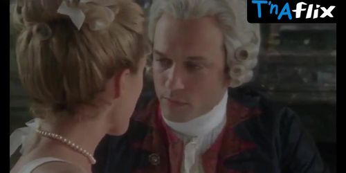 Helene De Fougerolles Sexy Scene In Jeanne Poisson Marquise De Pompadour
