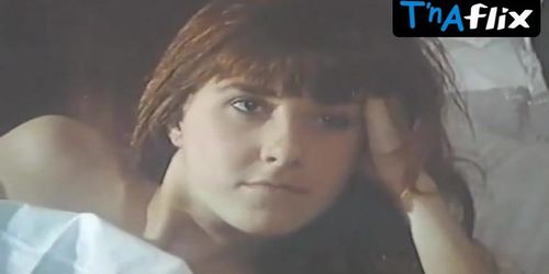 Cayetana Guillen Cuervo Breasts Scene In El Amor Si Tiene Cura