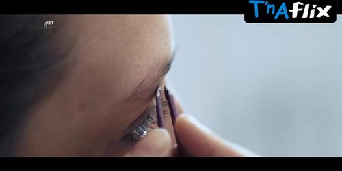 Anna Suk Breasts Scene In Wannabe