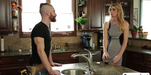Hot Ts Mandy Mitchell Fucks Sebastian Keys Round Ass In Missionary