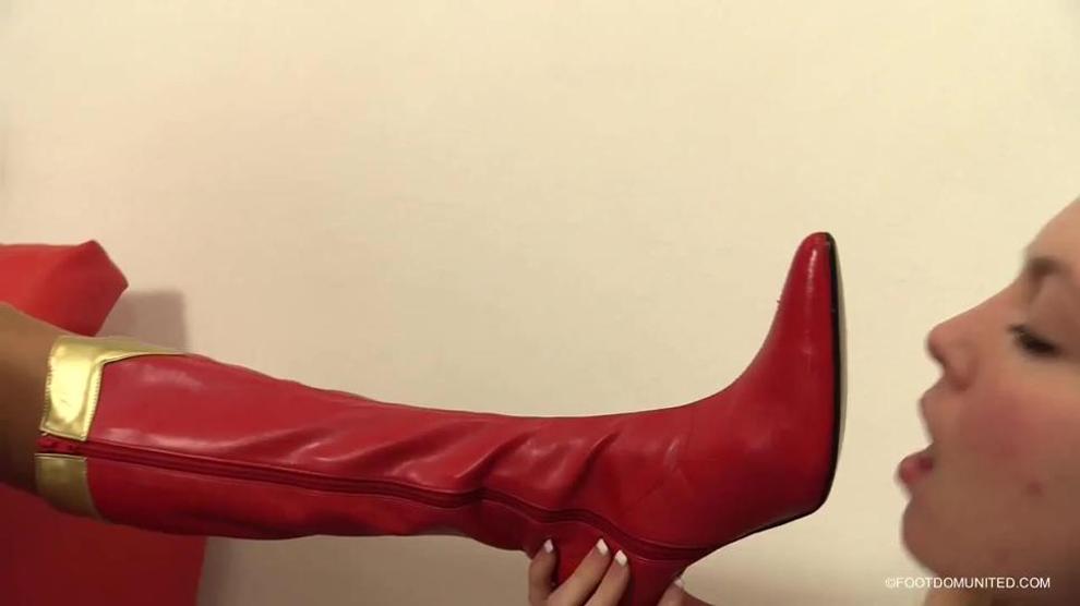 Mistress Sexy Shoes Worship