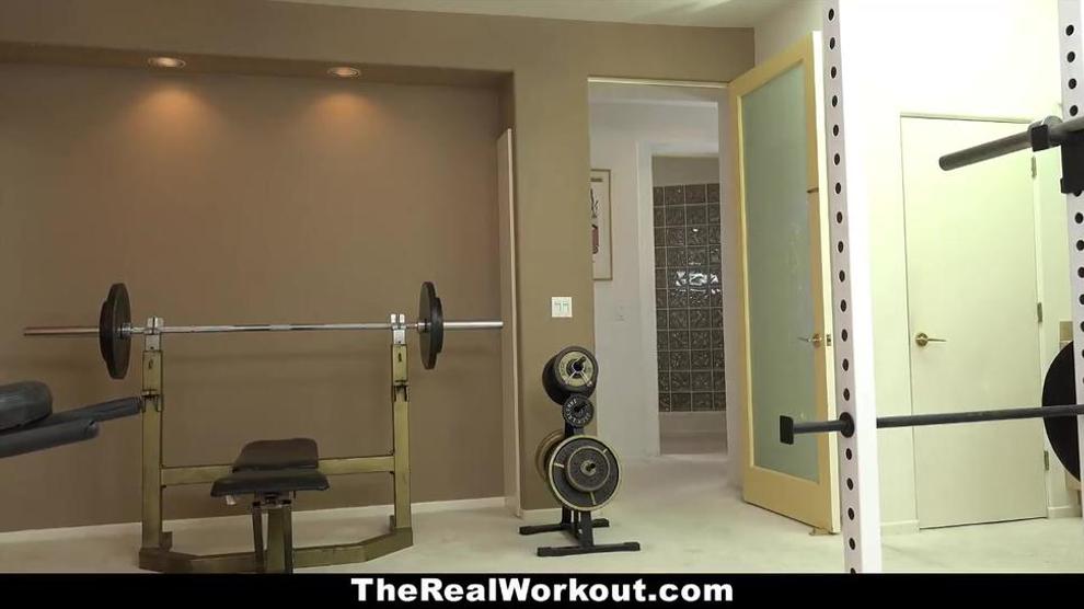 Therealworkout Hot Milf Fucks Fitness Client