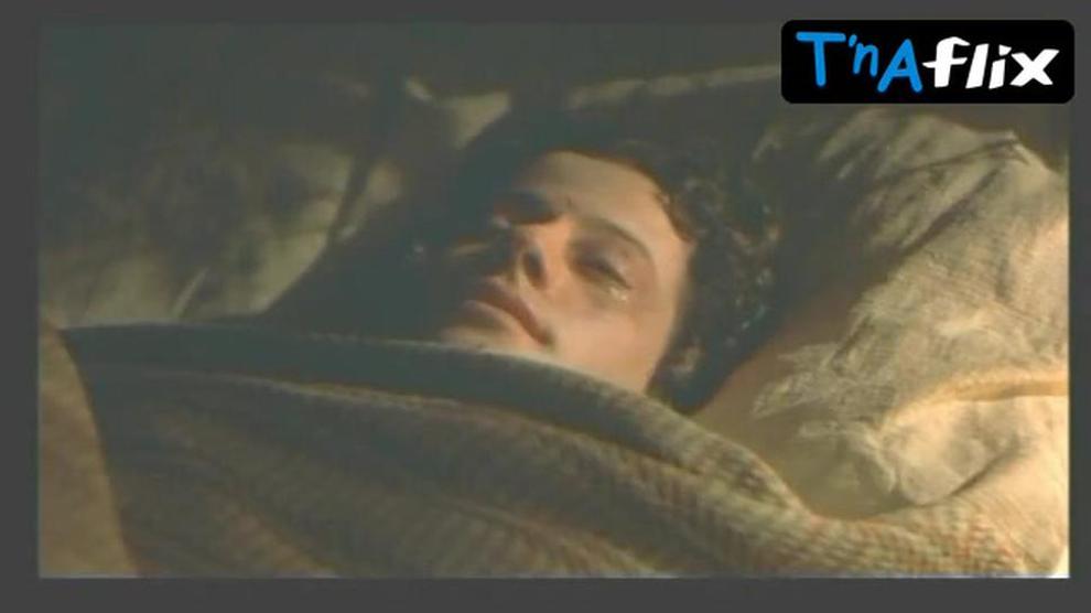 Nia Roberts Breasts Scene In Solomon And Gaenor