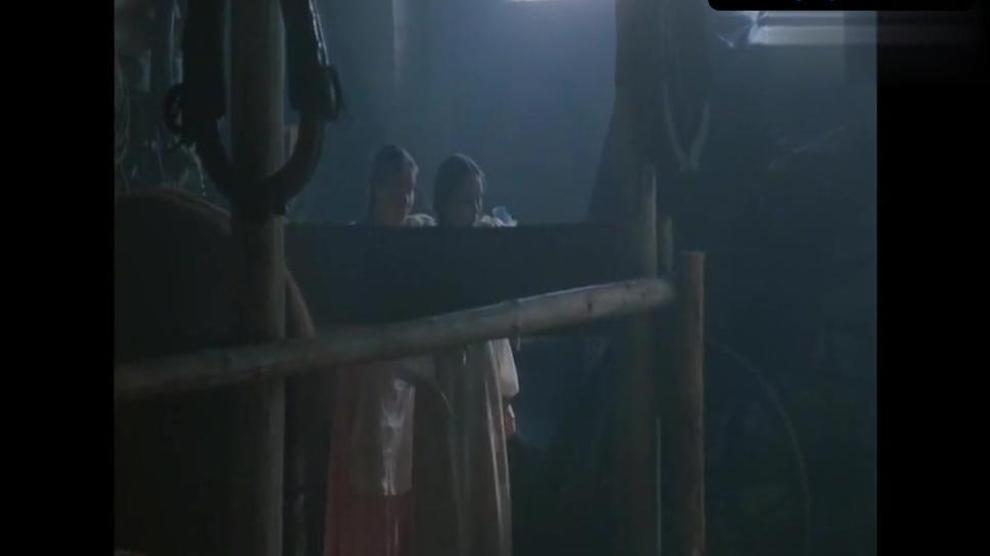 Elena Korikova Butt Scene In Lady Into Lassie