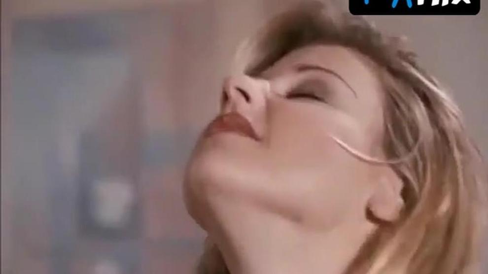 Amy Lindsay Breasts Scene In Timegate Tales Of The Saddle Tramps