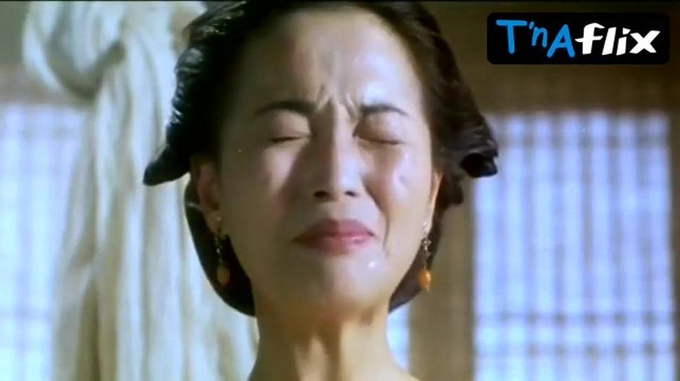 King Tan Yuen Breasts Scene In A Chinese Torture Chamber Story