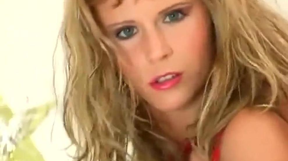 Blonde Milf Does A Christmas Strip Tease In Lingerie And Boots Zuzana Drabinova