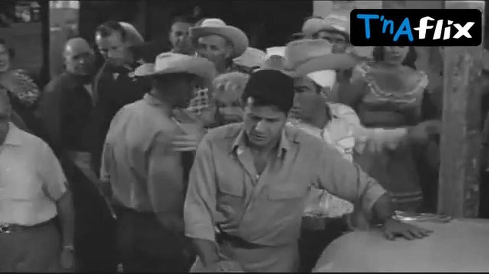 Marilyn Monroe Breasts Scene In The Misfits