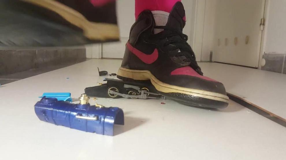 Crush Toy Train