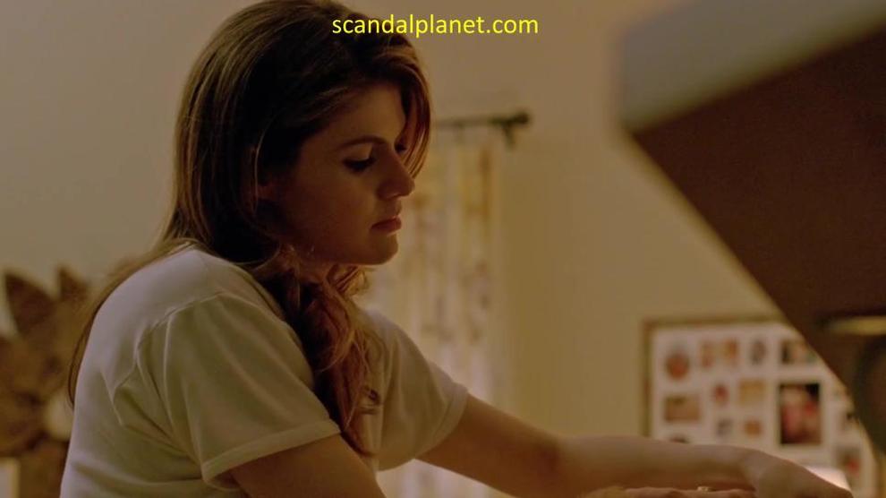 Alexandra Daddario Nude Scene In True Detective Series Scandalplanetcom
