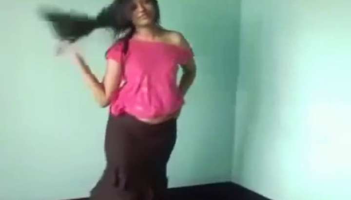 Sri Lankan Girl Dress Remove
